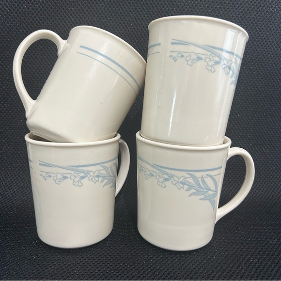 Corningware | Dining | Set Of 4 Vintage Corning Corelle Blue Lily ...
